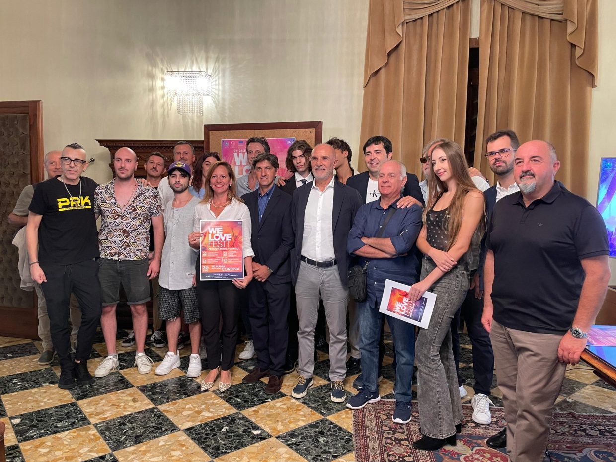 WE LOVE FEST 2024 – dal 22 al 26 agosto – Piazza della Rinascita - Il ...