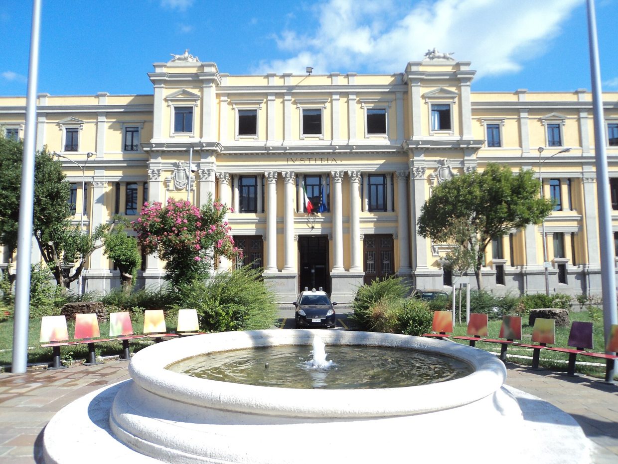 FC Crotone sotto amministrazione giudiziaria: 17 Daspo “fuori contesto ...
